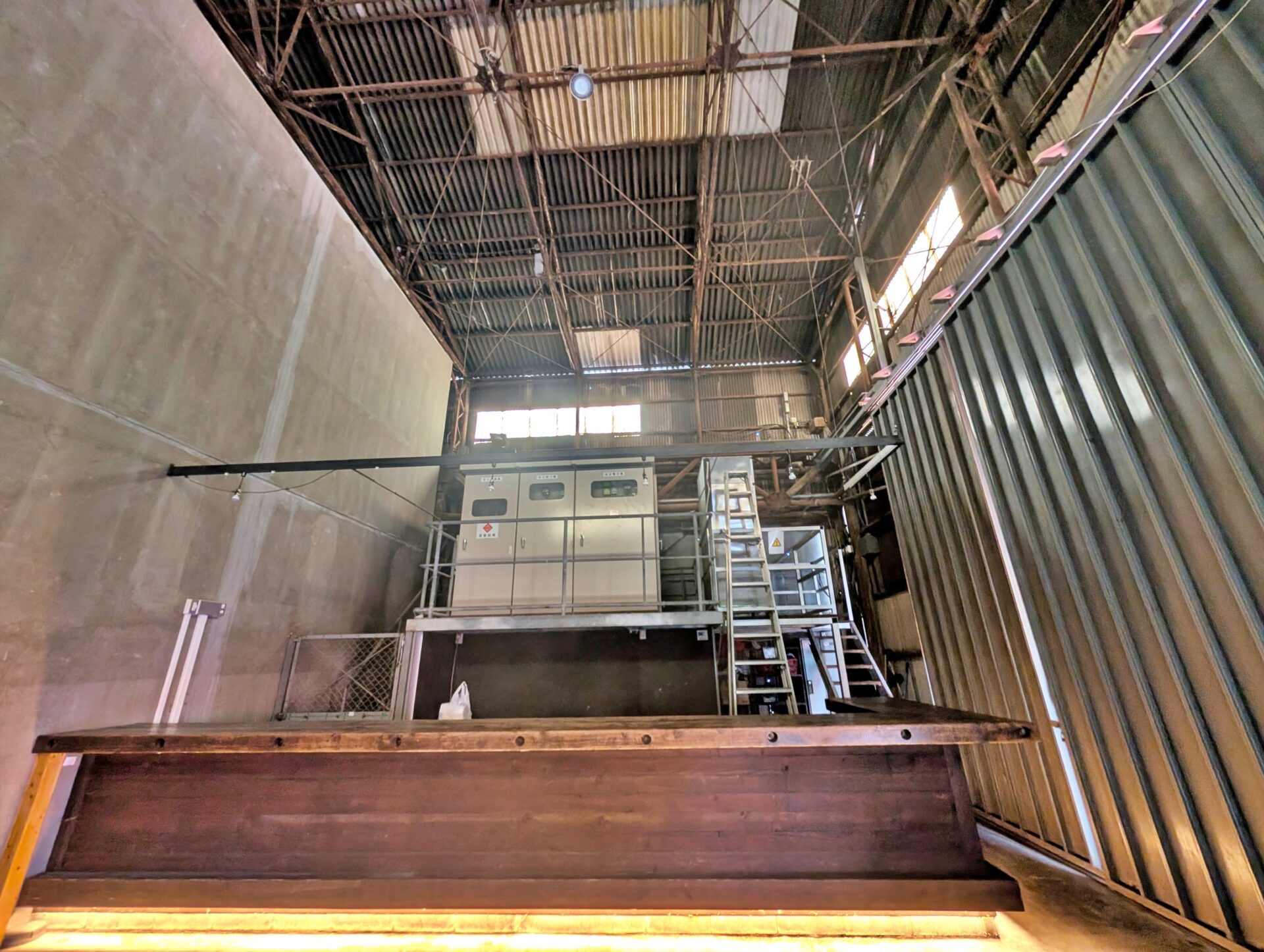 クリエイティブセンター大阪（CCO）—名村造船所跡地が生まれ変わった日本唯一の造船所跡地アート複合スペース | オーサカレッド